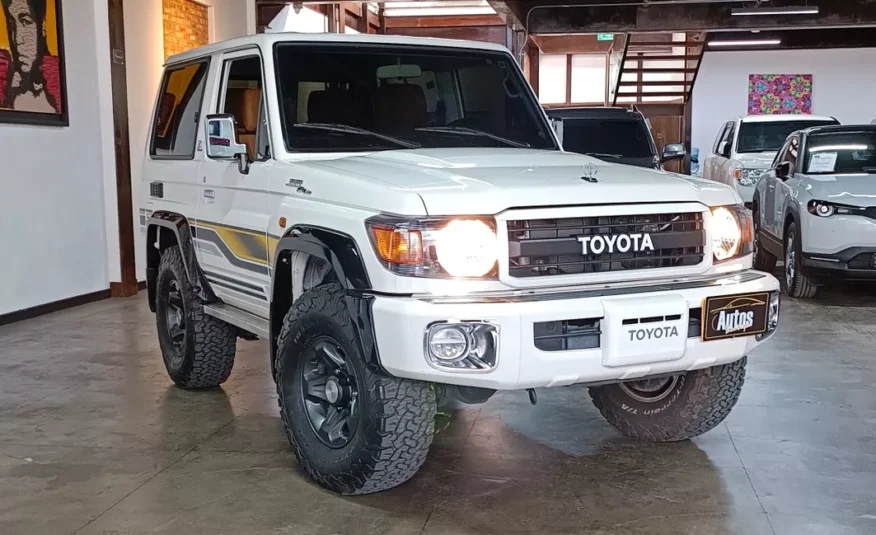 Toyota Land Cruiser Macho GRJ71 2022 – Autos Boutique S.A.S.